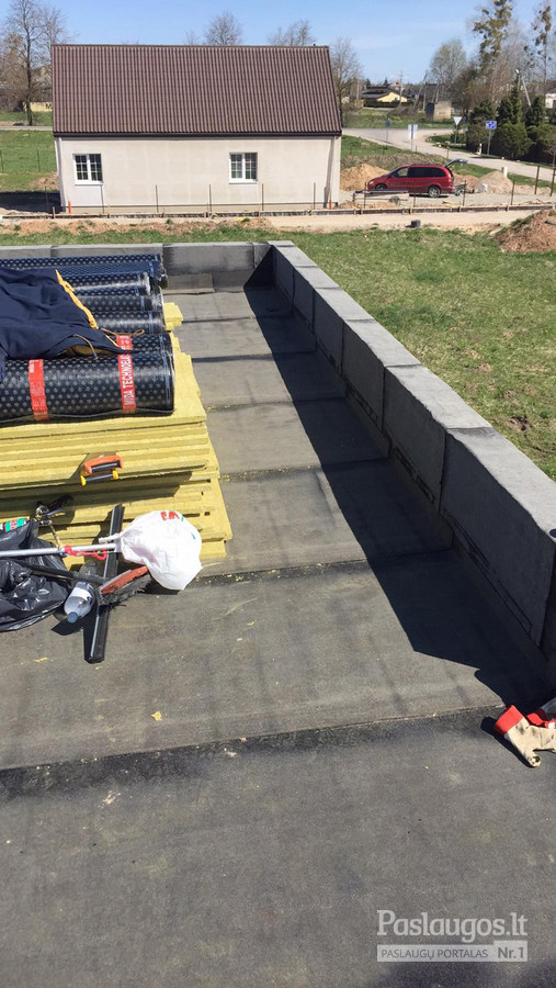 Stogu dengimas prilydoma bitumine danga - Kaunas / Andrius Maciulaitis ...