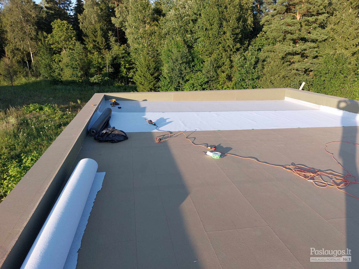 Pvc Dangos Dengimas Plokštiems Stogams - Plungės r. / CPM Construction ...