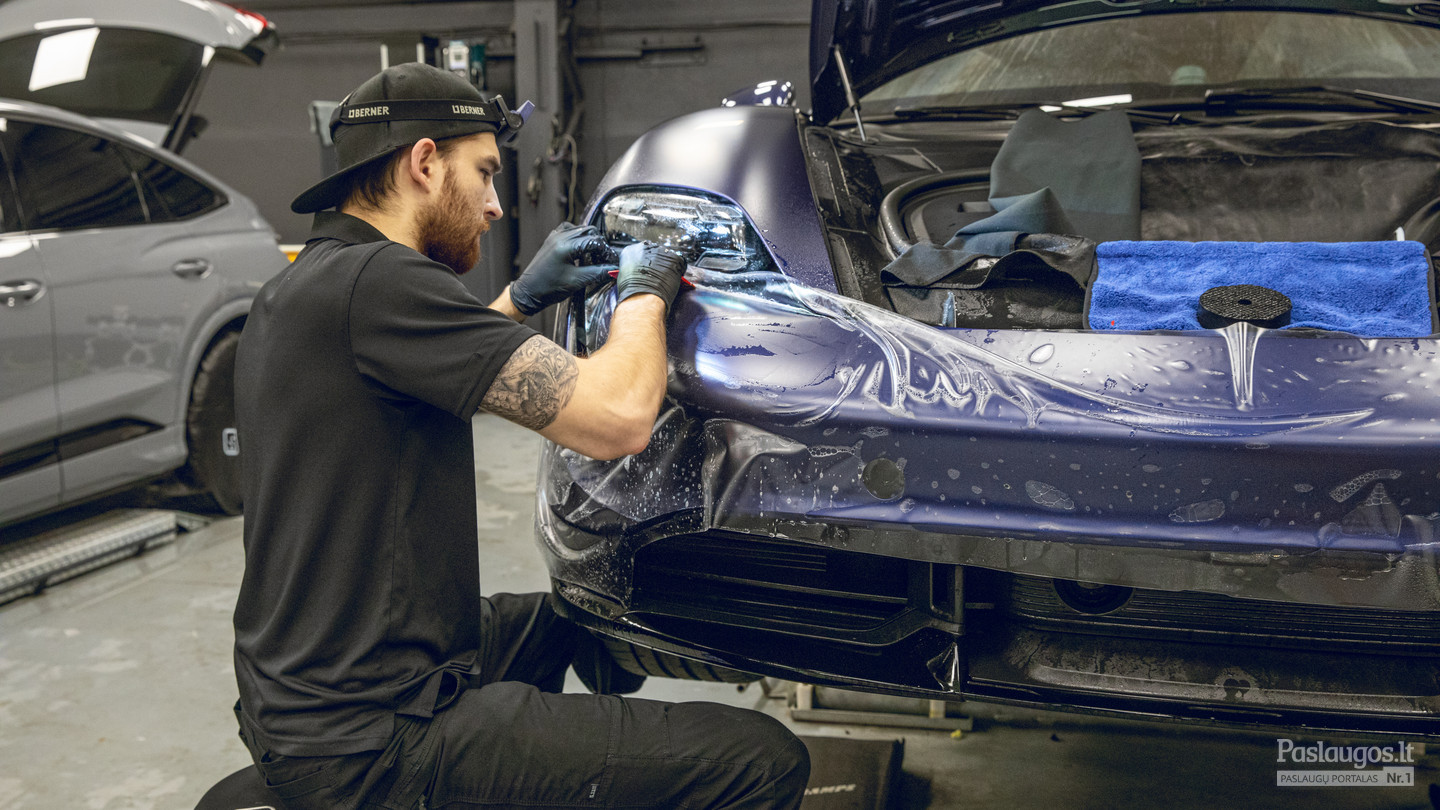 Tiuningas Vilnius Automobilių apklijavimas apsaugine plėvele Darbų ...