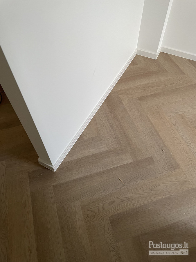 Arnas Kaunas Vinilas,pvc,kilimine danga,plintusai,isliginamasis Darbų ...