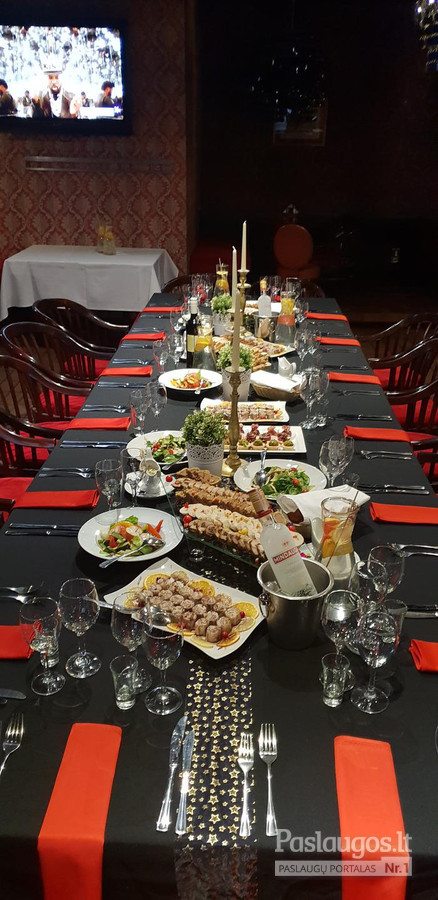 Restoranas JUODA RAUDONA Vilnius Maistas Šventėms ir patalpos Šventėms ...