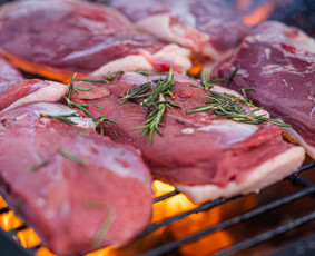 GRILL ŠEFAI: kainos 2023 m. - Paslaugos.lt
