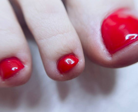 26 MANIKIŪRAS | APARATINIS MANIKIŪRAS: kainos 2024 m. - Paslaugos.lt